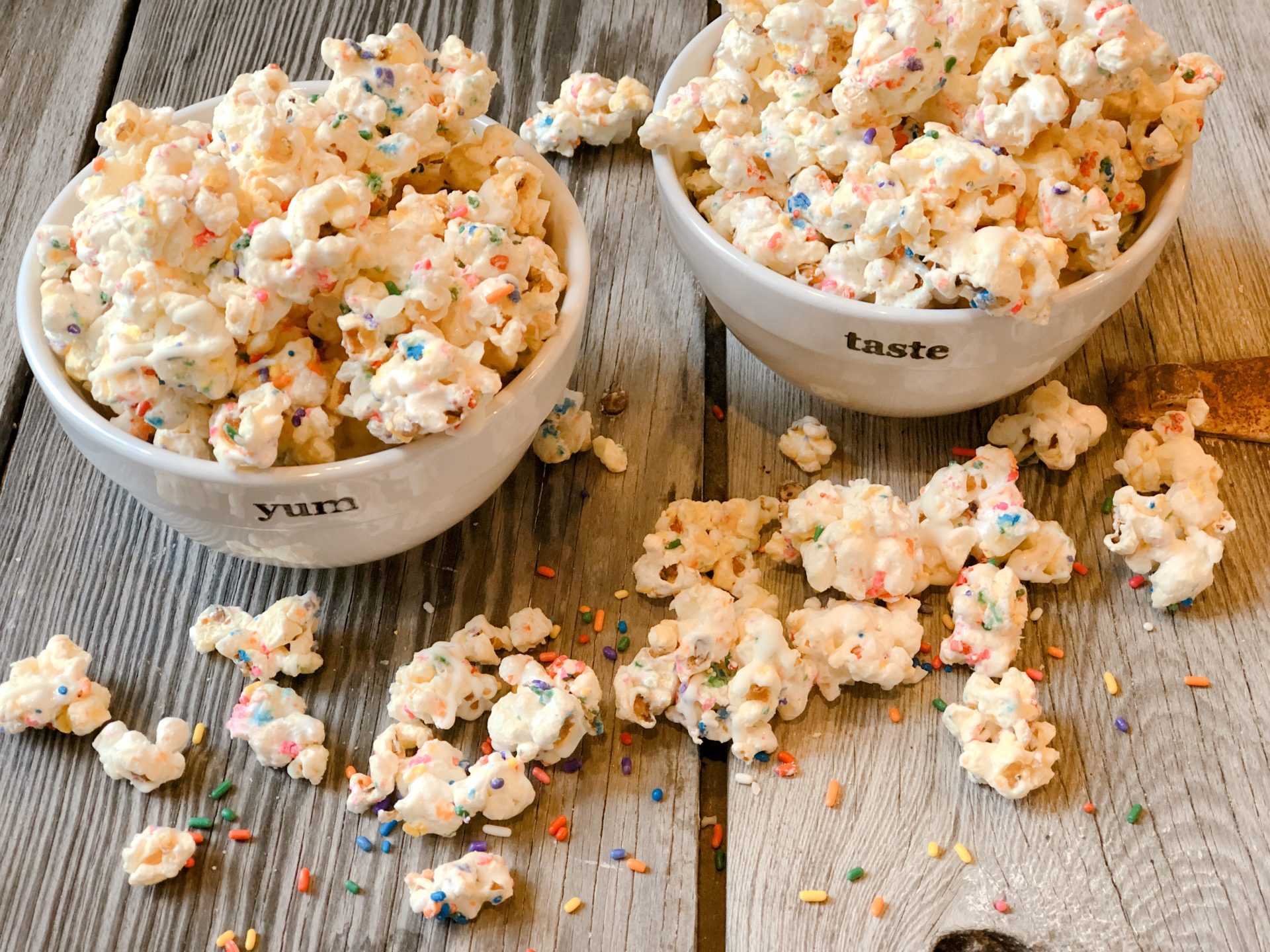 Marshmallow Funfetti Popcorn - The Farmwife Feeds